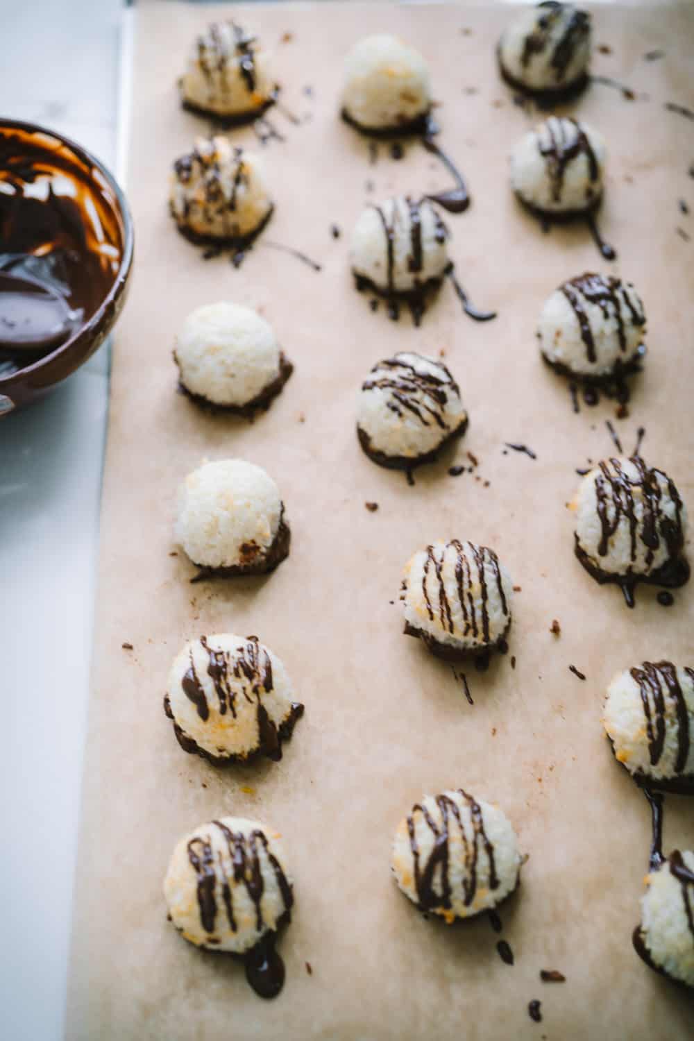 Chocolate-Dipped Peppermint Coconut Macaroons - Eat Fresh Glow